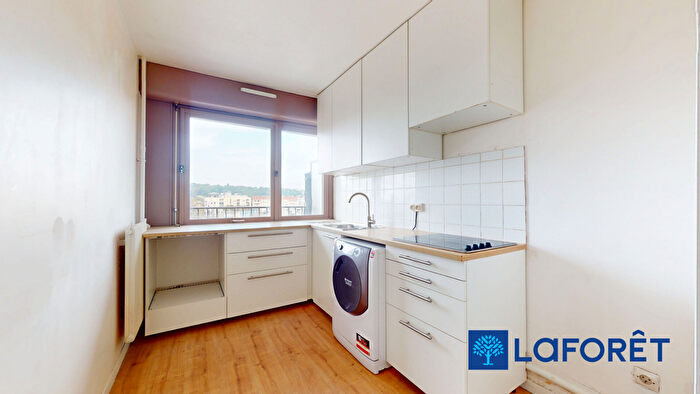 Appartement 5 pièces à louer à Juvisy-sur-Orge, Centre-ville, Entrevoies, Seine