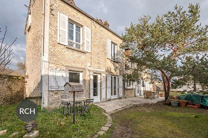 Maison à vendre - Montfort-lAmaury - 6 pièces - 3 chambres