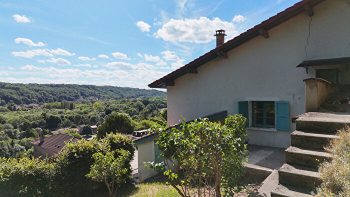 Maison 3 pièces à Ambérieu-en-Bugey, Vareilles, Saint-Germain, à vendre