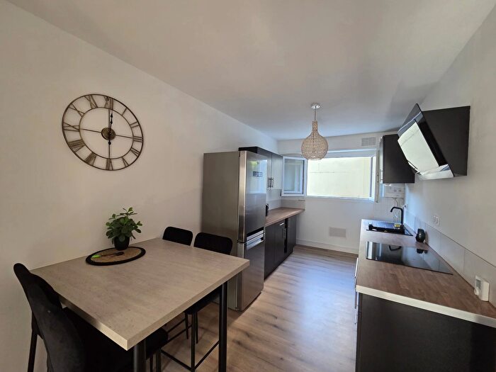 Appartement 2 pièces à Pau, Centre-ville, à vendre