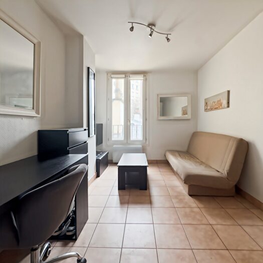 Appartement à vendre - Paris e , Vallée de Fecamp - 1 pièce