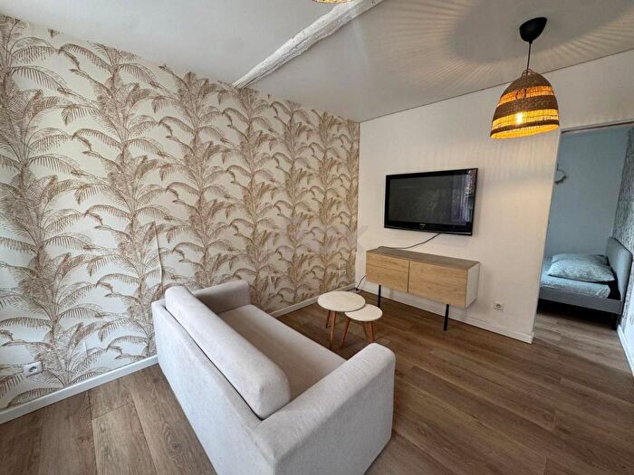 Appartement 2 pièces à Toulon, Centre-ville, à louer