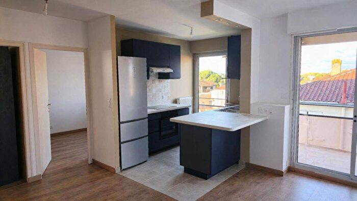 Crouste-Arènes-Harbaux-Tuco-Pouy-Laguille, Mont-de-Marsan : Appartement 3 pièces à louer