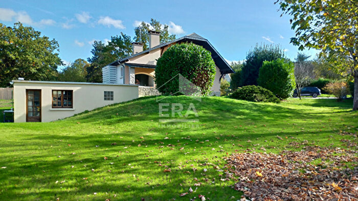 Maison à vendre - Montfort-lAmaury - 6 pièces - 4 chambres