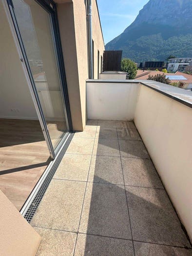 Appartement 4 pièces à louer - Barnave-Saint Robert, Saint-Égrève