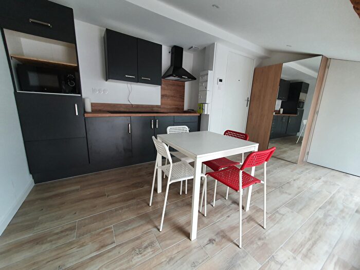 Appartement à louer - Pessac, Bourg - 1 pièce