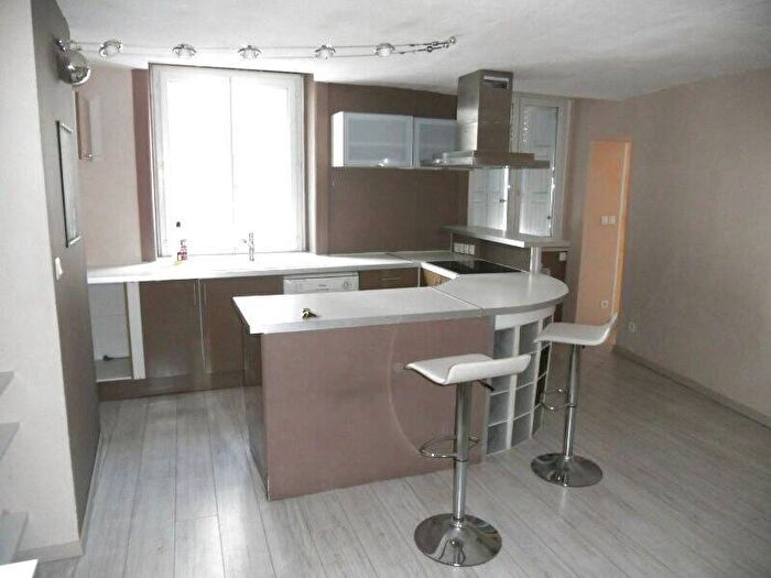 Appartement à louer - Badouillère-Saint Roch-Valbenoîte, Saint-Étienne - 3 pièces - 2 chambres