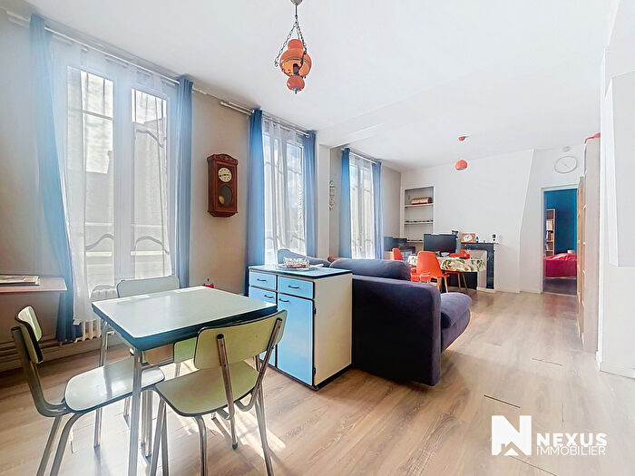 Maisons à vendre et appartements à louer - 3