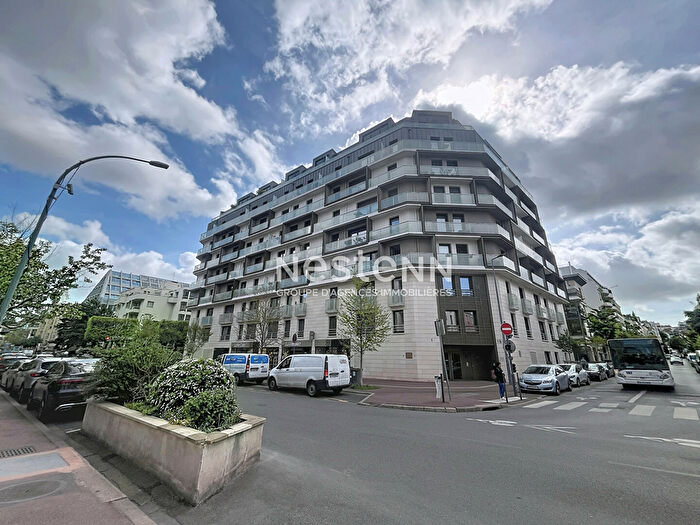 Appartement 3 pièces à vendre à Issy-les-Moulineaux, Centre-ville, Corentin Celton, Les Varennes