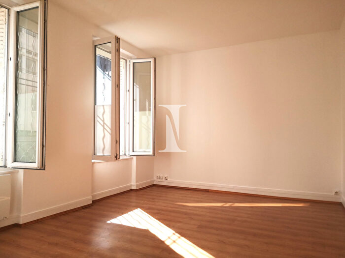 Appartement à louer - Paris e , Porte de la Villette - 1 pièce