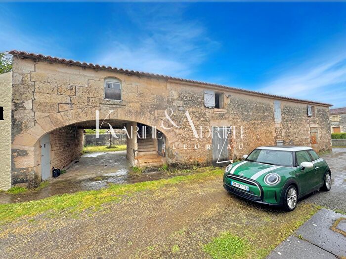 Maison à vendre - Saint-Martin-de-Fraigneau - 4 pièces - 1 chambre