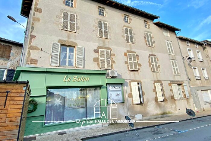 Maison à vendre - Rochechouart - 6 pièces - 3 chambres