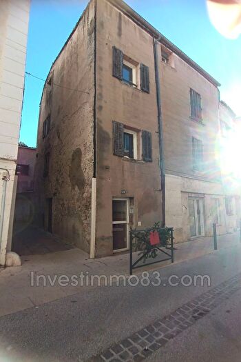 Maison 9 pièces à vendre - La Roquebrussanne