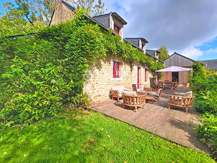 Maison à vendre - Guidel - 8 pièces - 5 chambres