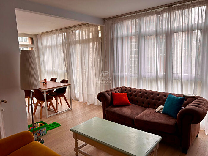 Appartement à vendre - Maisons-Laffitte, Centre-ville - 4 pièces - 2 chambres