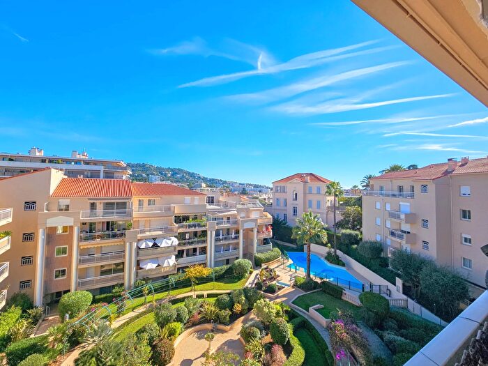 Appartement à vendre - Cannes, Prado, République - 2 pièces - 1 chambre
