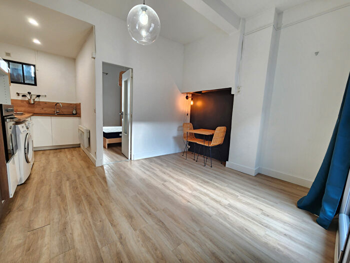 Appartement à vendre - Sète, La Gare - 2 pièces - 1 chambre