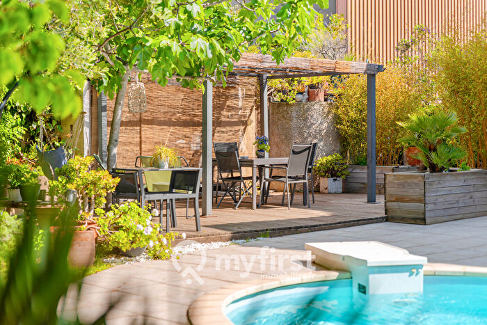 Maison à vendre - Sanary-sur-Mer, La Cride, Beau Cours - 5 pièces - 4 chambres