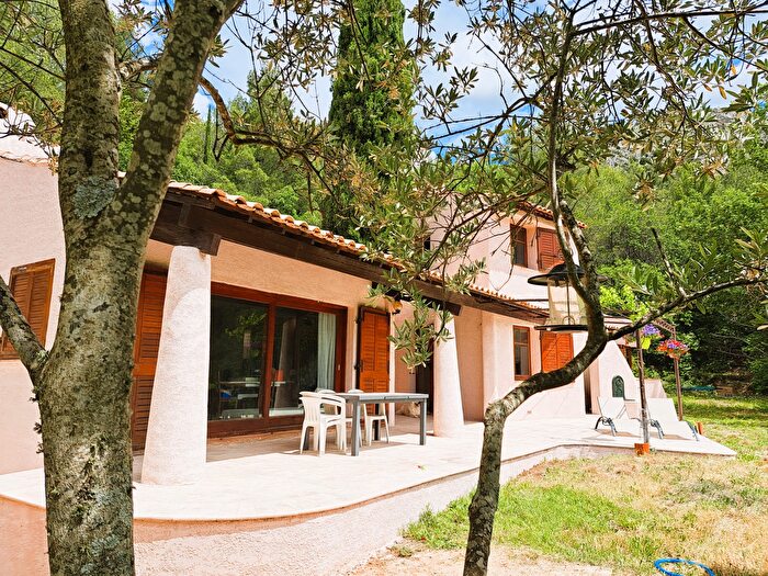 Maison 6 pièces à Auriol, à vendre