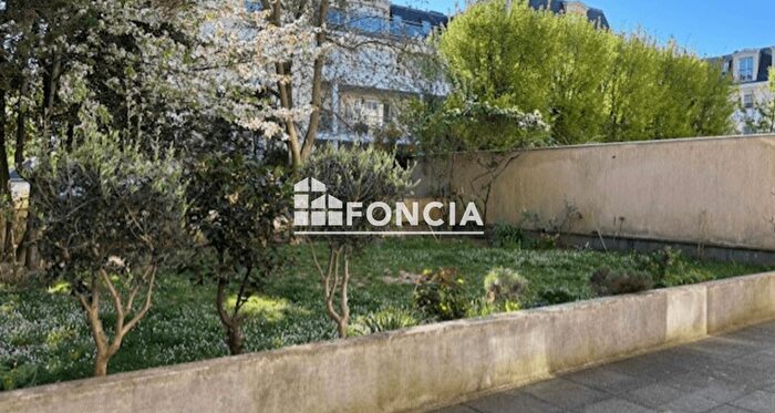 Appartement à vendre - Antony, Croix de Berny - 3 pièces - 2 chambres