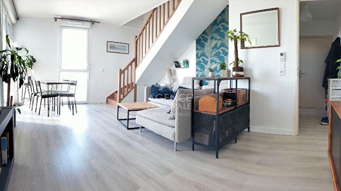 Appartement à vendre - Nanterre, Vieux Pont - 4 pièces - 3 chambres