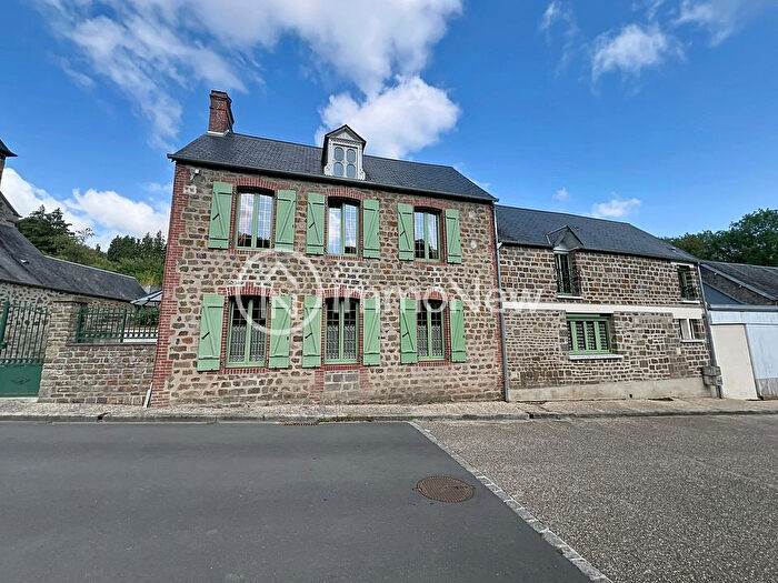 Maison 6 pièces à Troisgots, à vendre