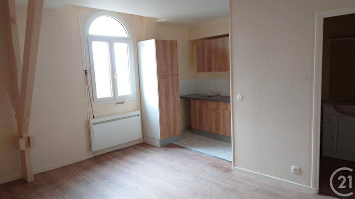 Appartement à louer - Noyon - 2 pièces - 1 chambre