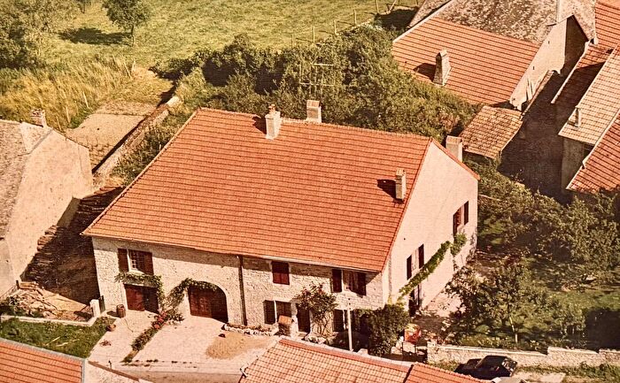 Maison 7 pièces à vendre à Oiselay-et-Grachaux