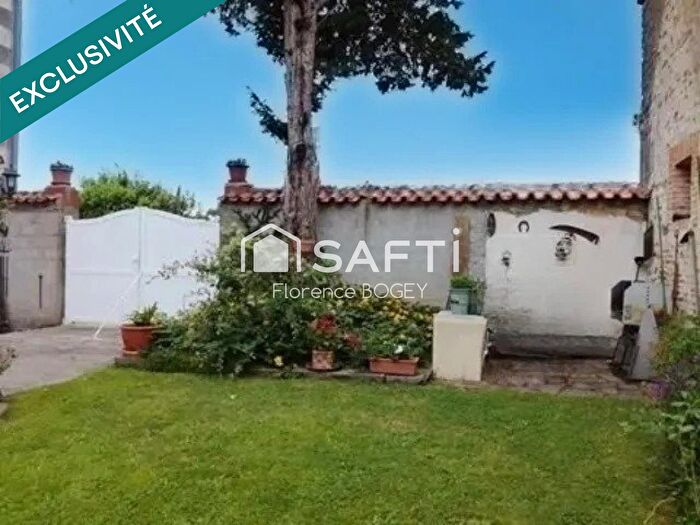 Maison à vendre - Bussière-Poitevine - 5 pièces - 3 chambres