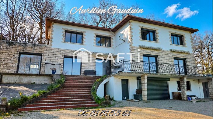 Maison 8 pièces à vendre à Savignac-sur-Leyze