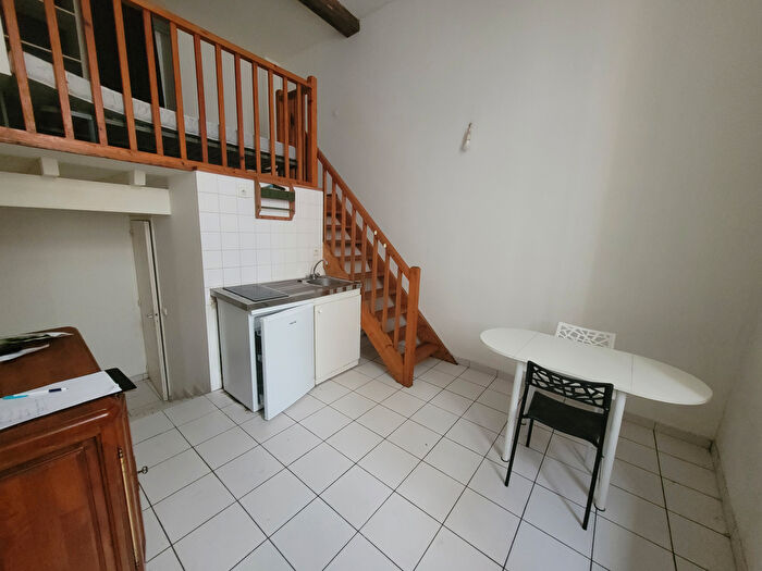 Appartement à louer - Auch, Centre-ville - 1 pièce