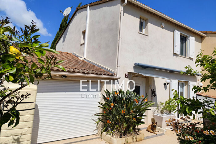 Maison 4 pièces à Carros, à vendre