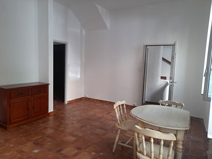 Maison à vendre - Cavaillon, Centre-ville - 4 pièces - 3 chambres