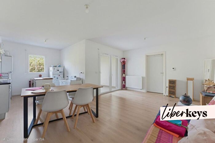 Cenon, Cavaillès : Appartement 3 pièces à vendre