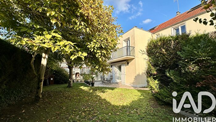 Maison 5 pièces à Corbeil-Essonnes, Moulin Galant, à vendre