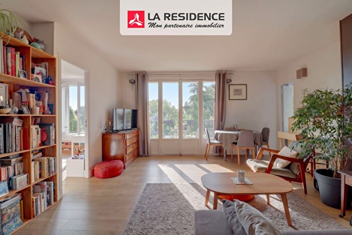 Appartement 4 pièces à Chatou, Est, à vendre