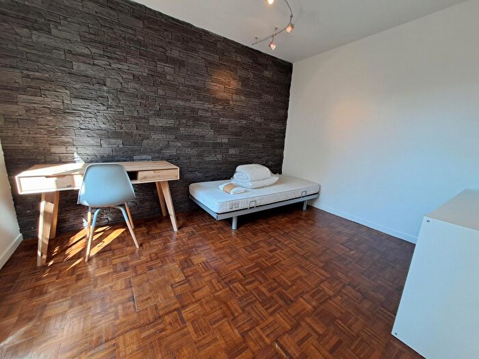 Appartement à louer - Angers, Saint-Serge, Ney, Chalouère - 1 pièce - 4 chambres