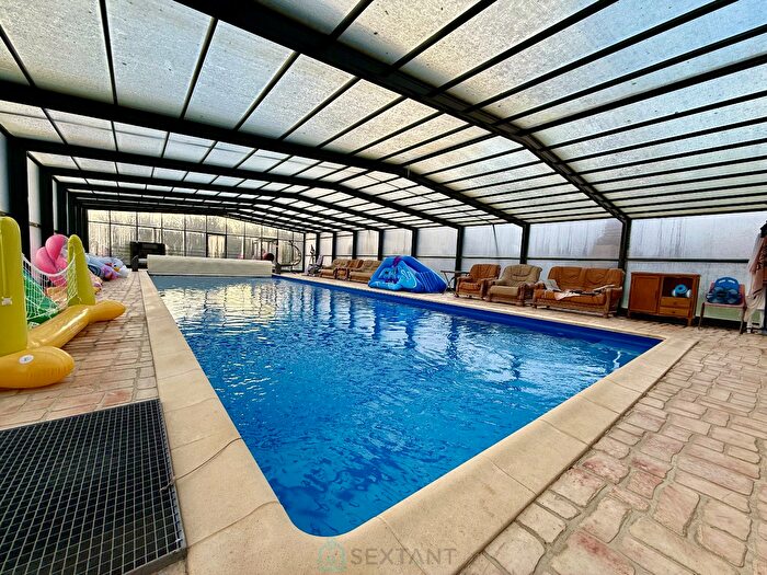 Maison à vendre - Thérines - 13 pièces - 10 chambres