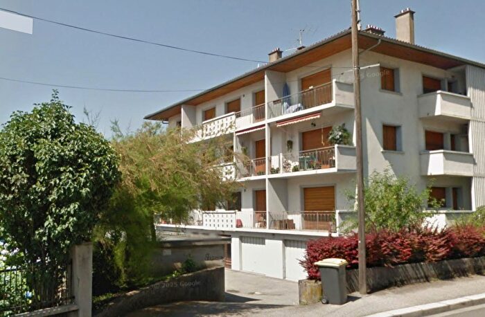 Appartement à louer - Annecy, Parmelan, Albigny - 3 pièces - 2 chambres