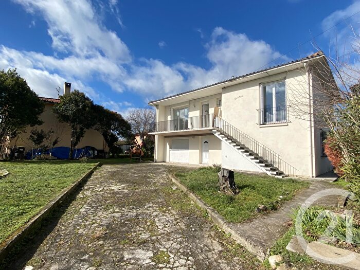 Appartement 3 pièces à louer - Villeneuve-Tolosane