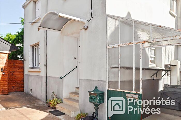 Laval, Avesnières : Maison 4 pièces à vendre