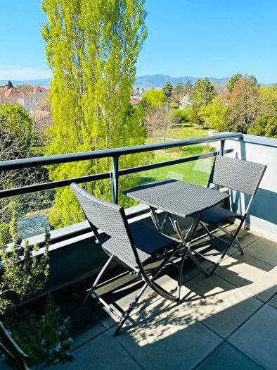 Appartement à vendre - Colmar, Centre-ville - 2 pièces - 1 chambre