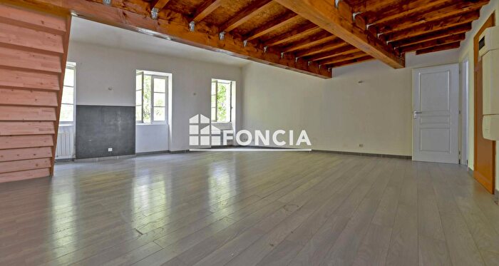 Appartement à vendre - Saint-Geniès-de-Malgoirès - 3 pièces - 2 chambres