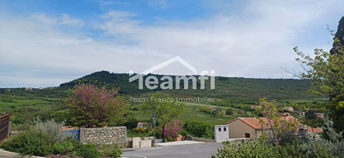 Appartement à louer - Villeneuve-de-Berg - 2 pièces - 1 chambre