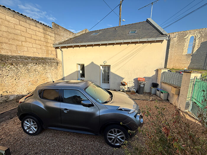 Maison à vendre - Doué-la-Fontaine - 4 pièces - 2 chambres