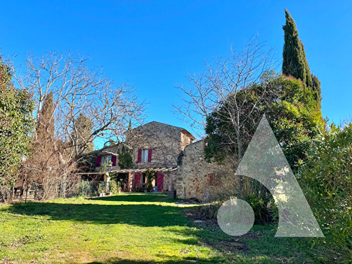 Maison à vendre - Villecroze - 9 pièces - 5 chambres