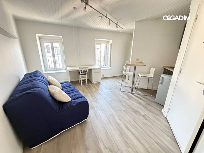 Lecoq, Clermont-Ferrand : Appartement 1 pièce à louer