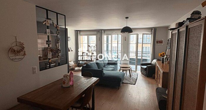 Anatole France, Le Plessis-Robinson : Appartement 4 pièces à louer