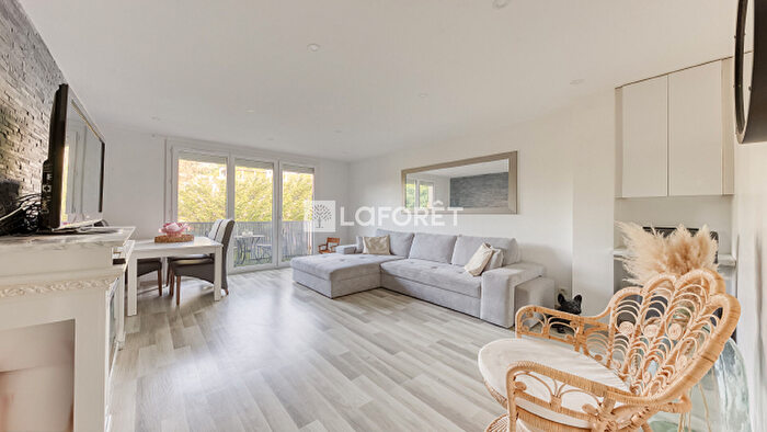 Appartement à vendre - Ozoir-la-Ferrière - 3 pièces - 2 chambres