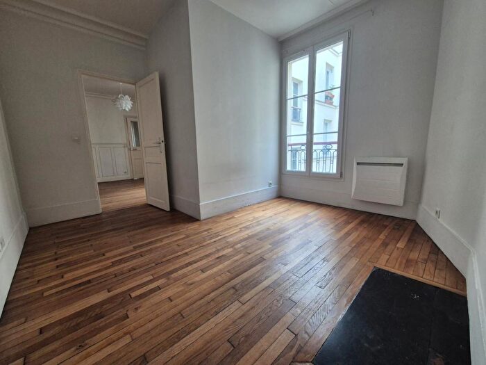 Appartement à vendre - Paris e , Bassin de la Villette - 3 pièces - 2 chambres